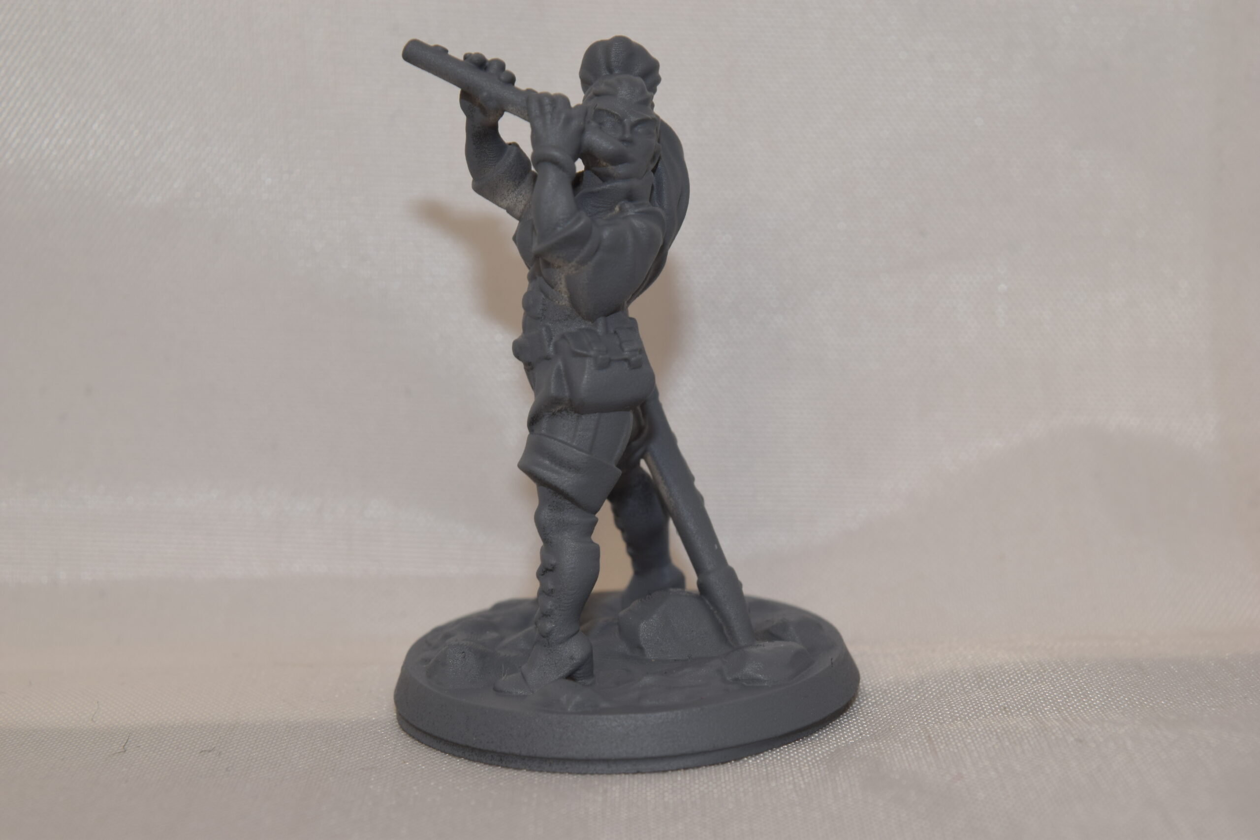 Bard female – Paper or Plastic