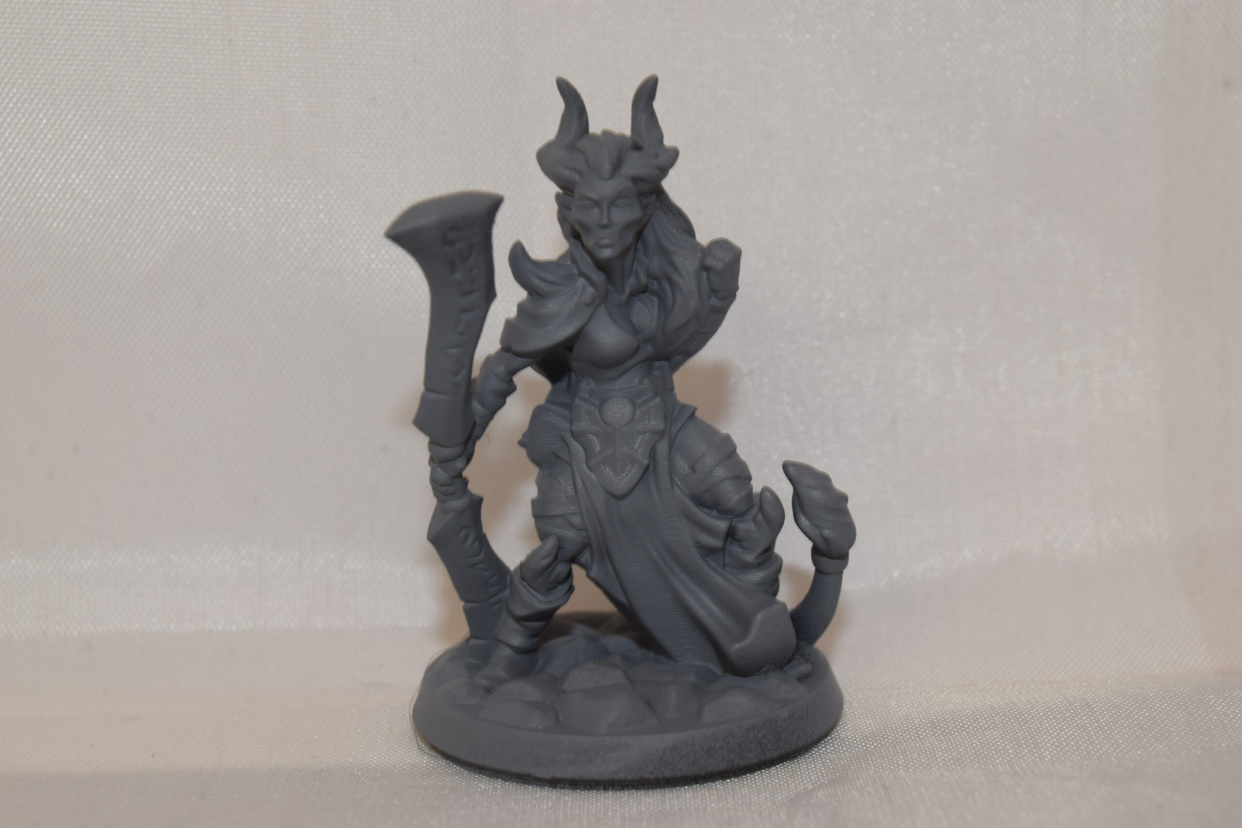 Demonkin Female A – Paper or Plastic